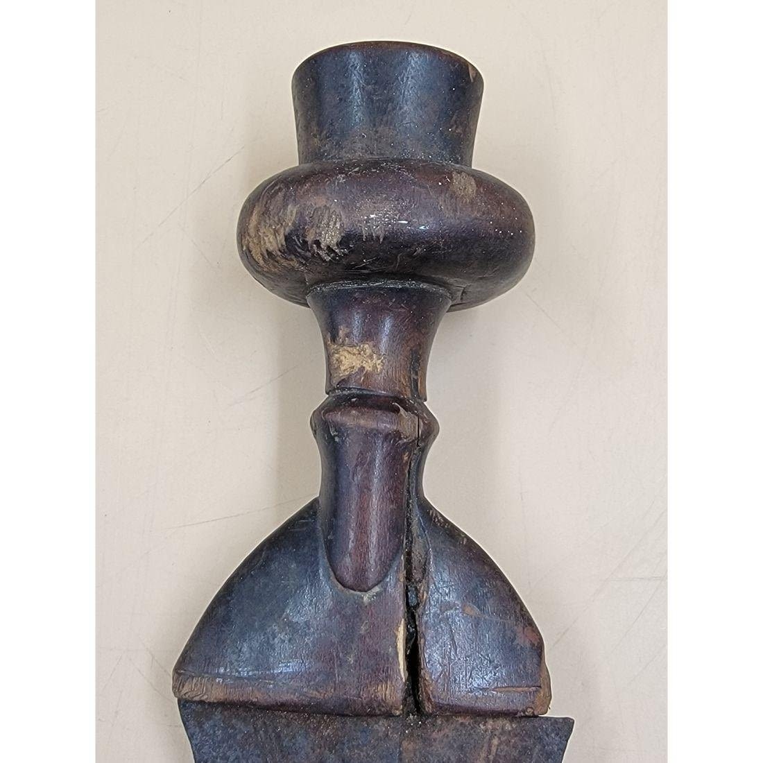 Lifetime | Ikul Knife Kuba Congo 19th Century | MutualArt