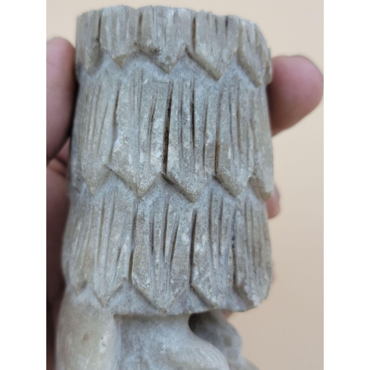 Lifetime | A Mesopotamian Alabaster Statue Fragment 3200 BC | MutualArt