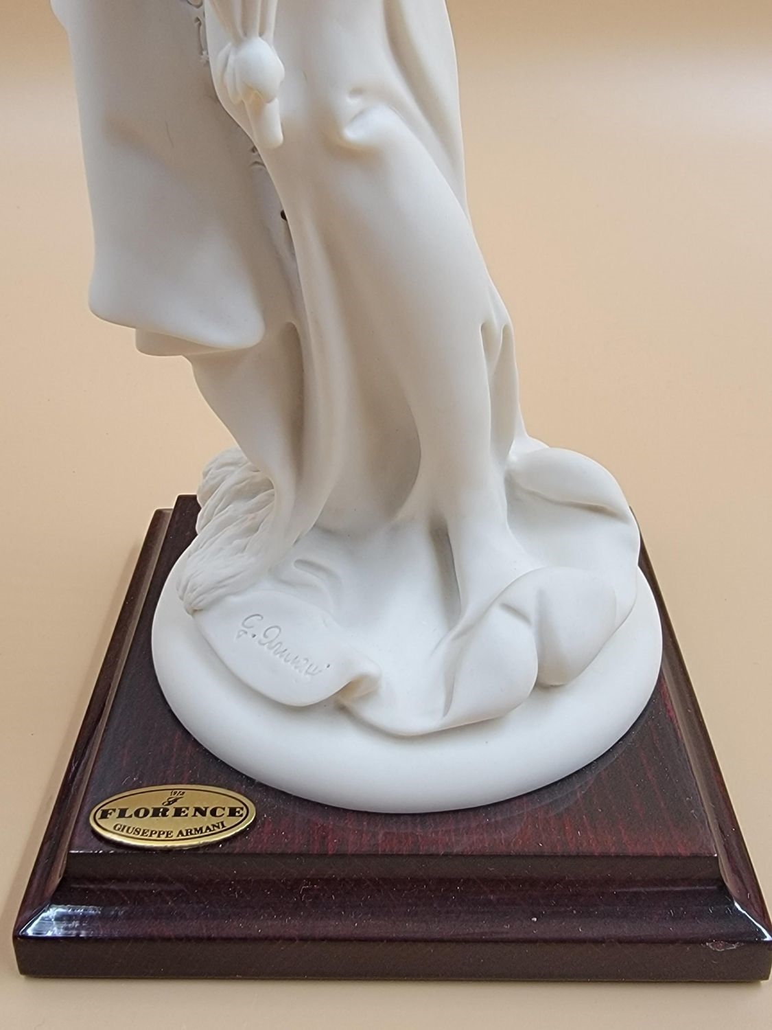 Giuseppe Armani | Lot Of 2 Florence Giuseppe Armani Figurines | MutualArt