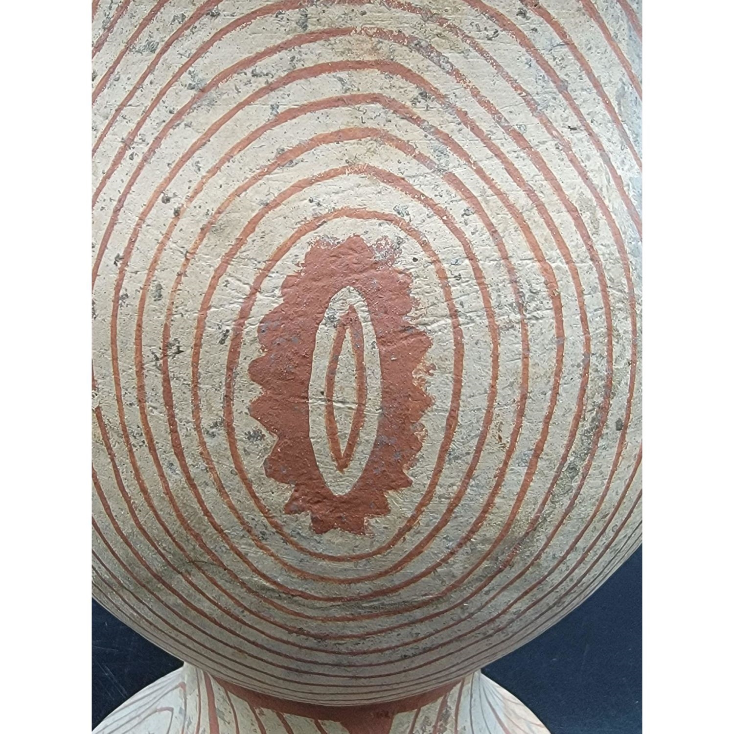 Unknown | Ancient Thai Ban Chiang Bichrome Jar 200-300 BCE | MutualArt