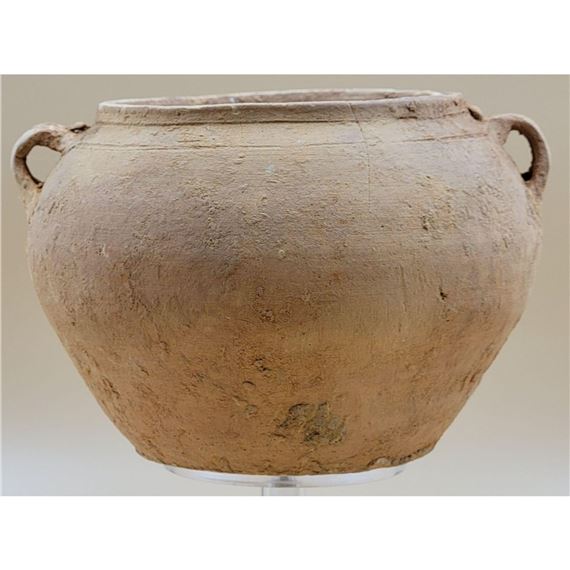 Unknown | Ancient Chinese Neolithic Pottery Pot | MutualArt