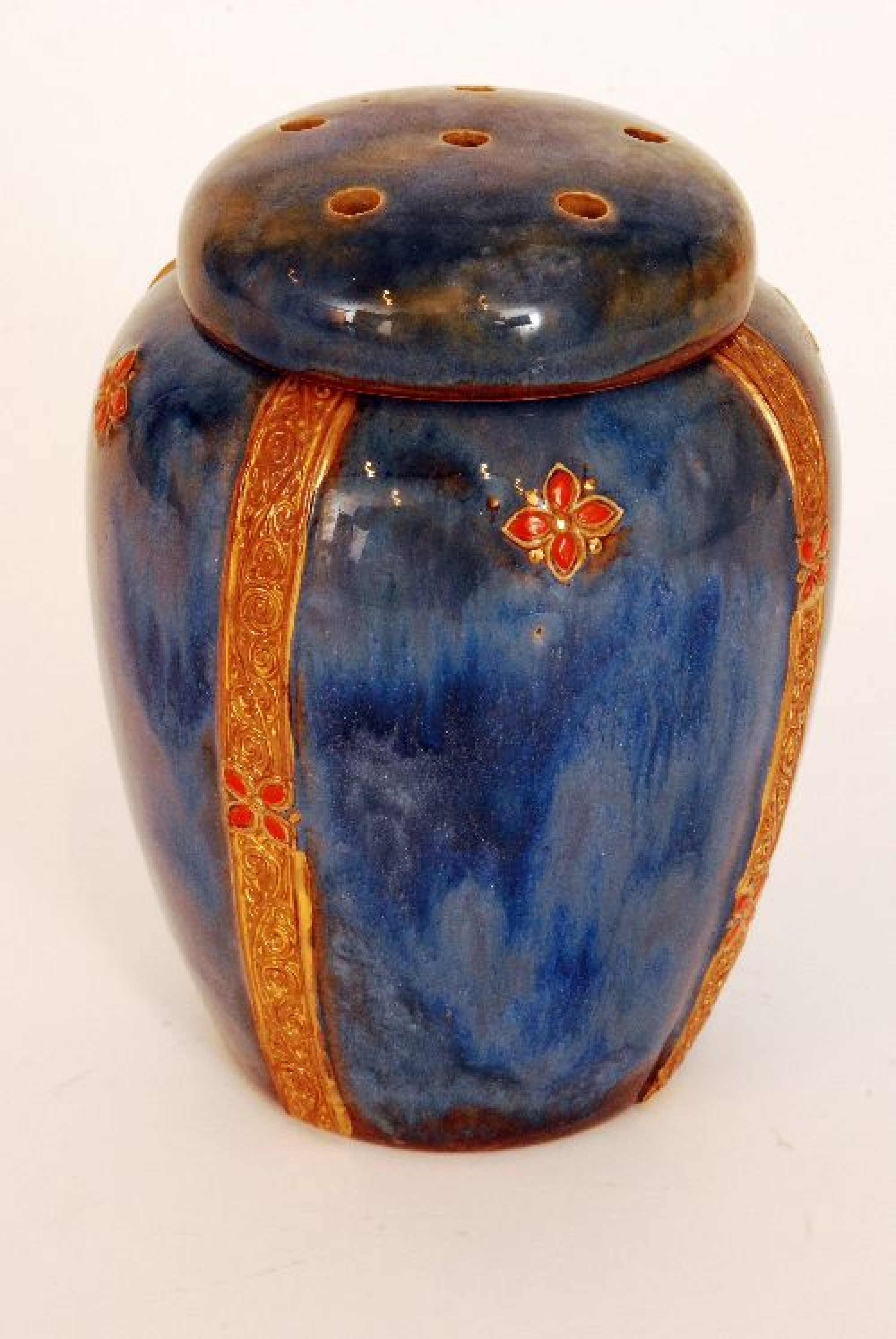 Royal Doulton | An early 20th Century Royal Doulton Lambeth pottery ...