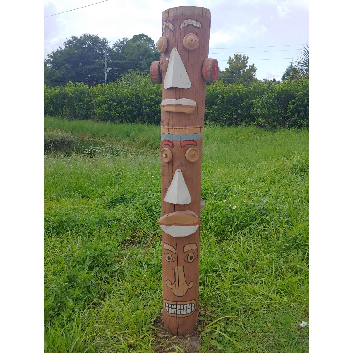 Gale Alan Walters | Pole Sculpture | MutualArt