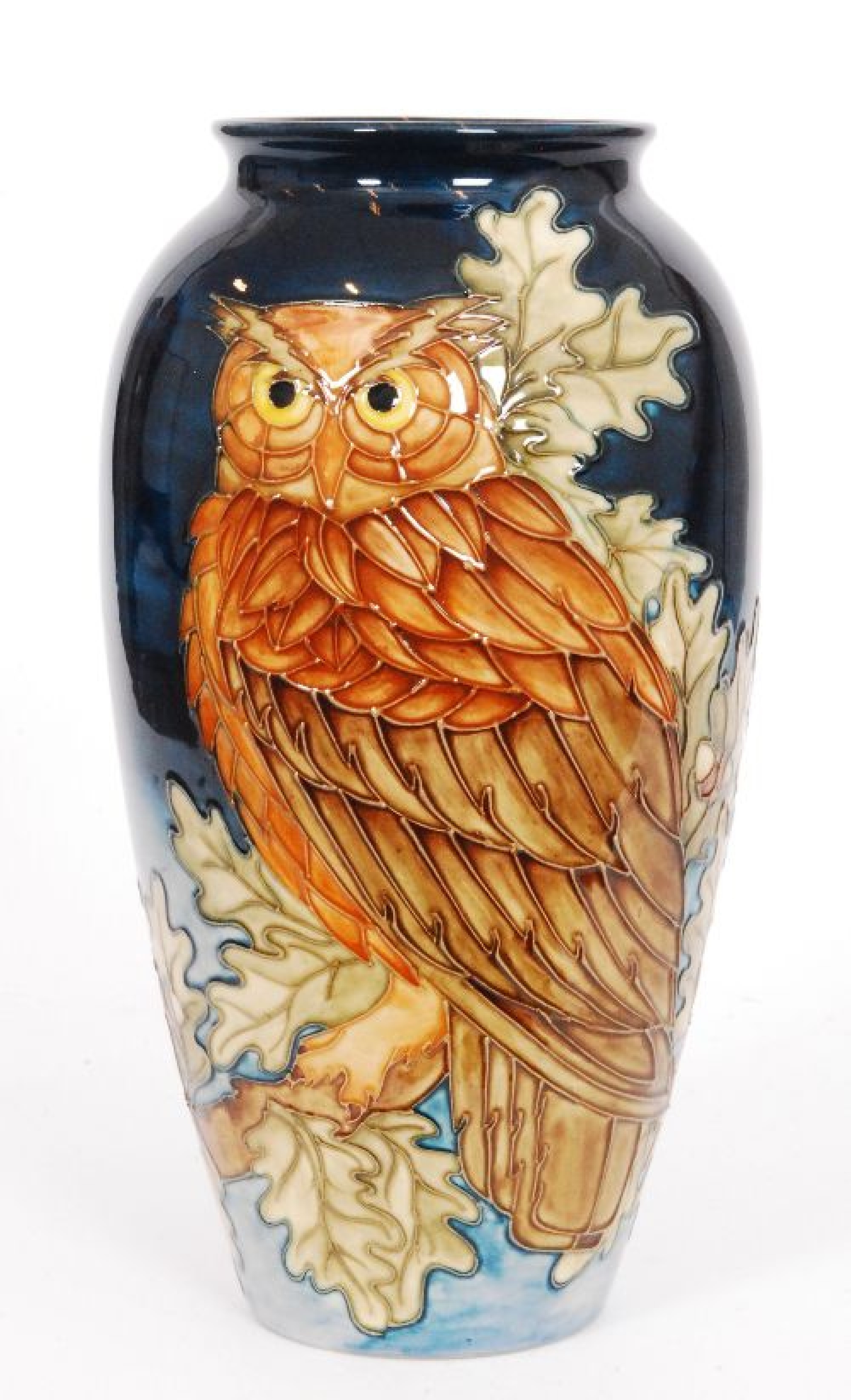 William Moorcroft | A Moorcroft Pottery cylindrical vase decorated in ...