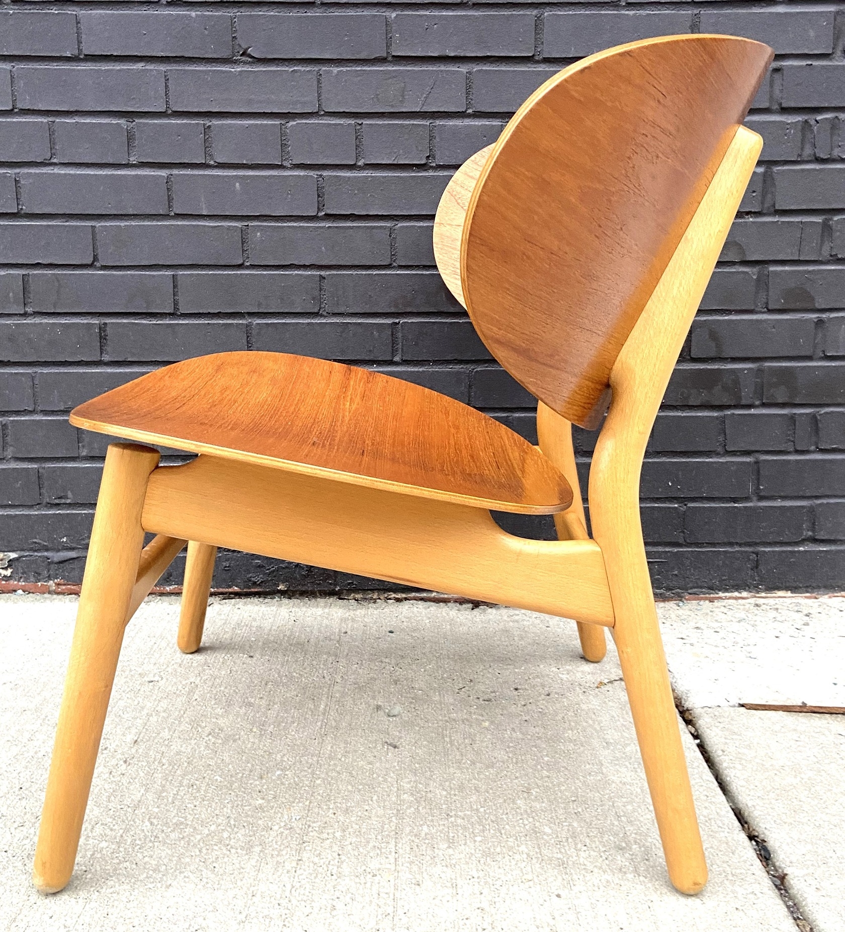 Fritz Hansen | HANS WEGNER for FRITZ HANSEN Shell Chair Model FH ...