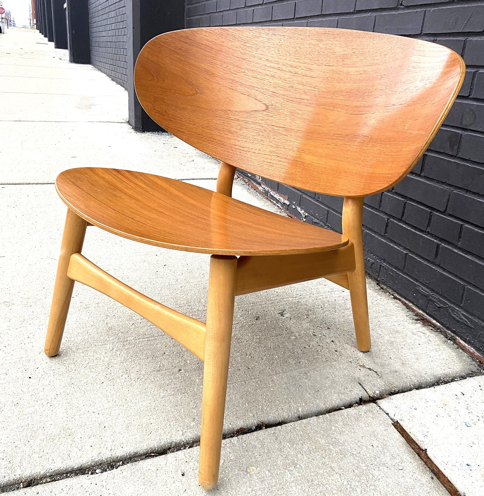 Fritz Hansen | HANS WEGNER for FRITZ HANSEN Shell Chair Model FH ...