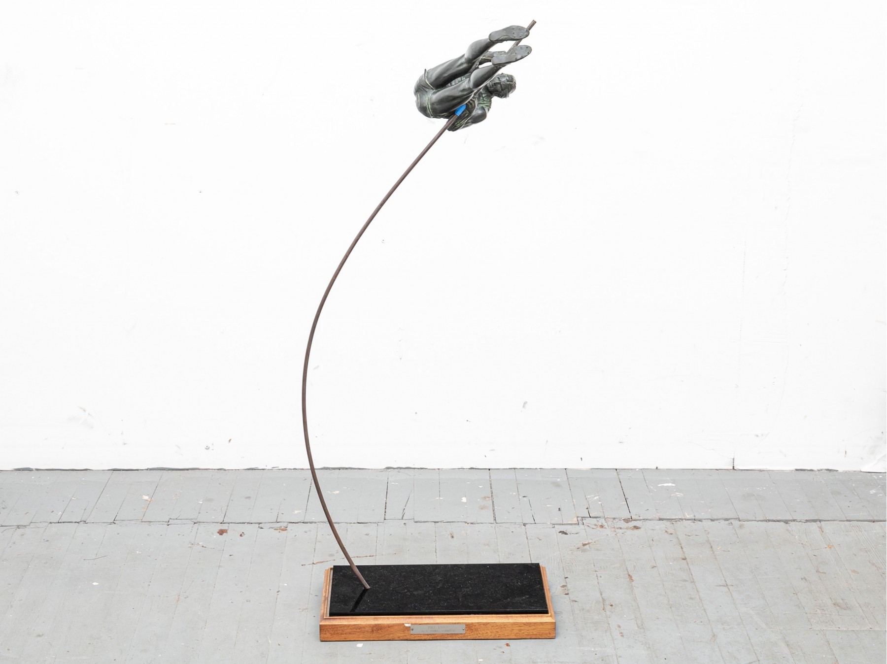 Auldwin Thomas Schomberg | Bronze Pole Vaulter Sculpture By Auldwin ...