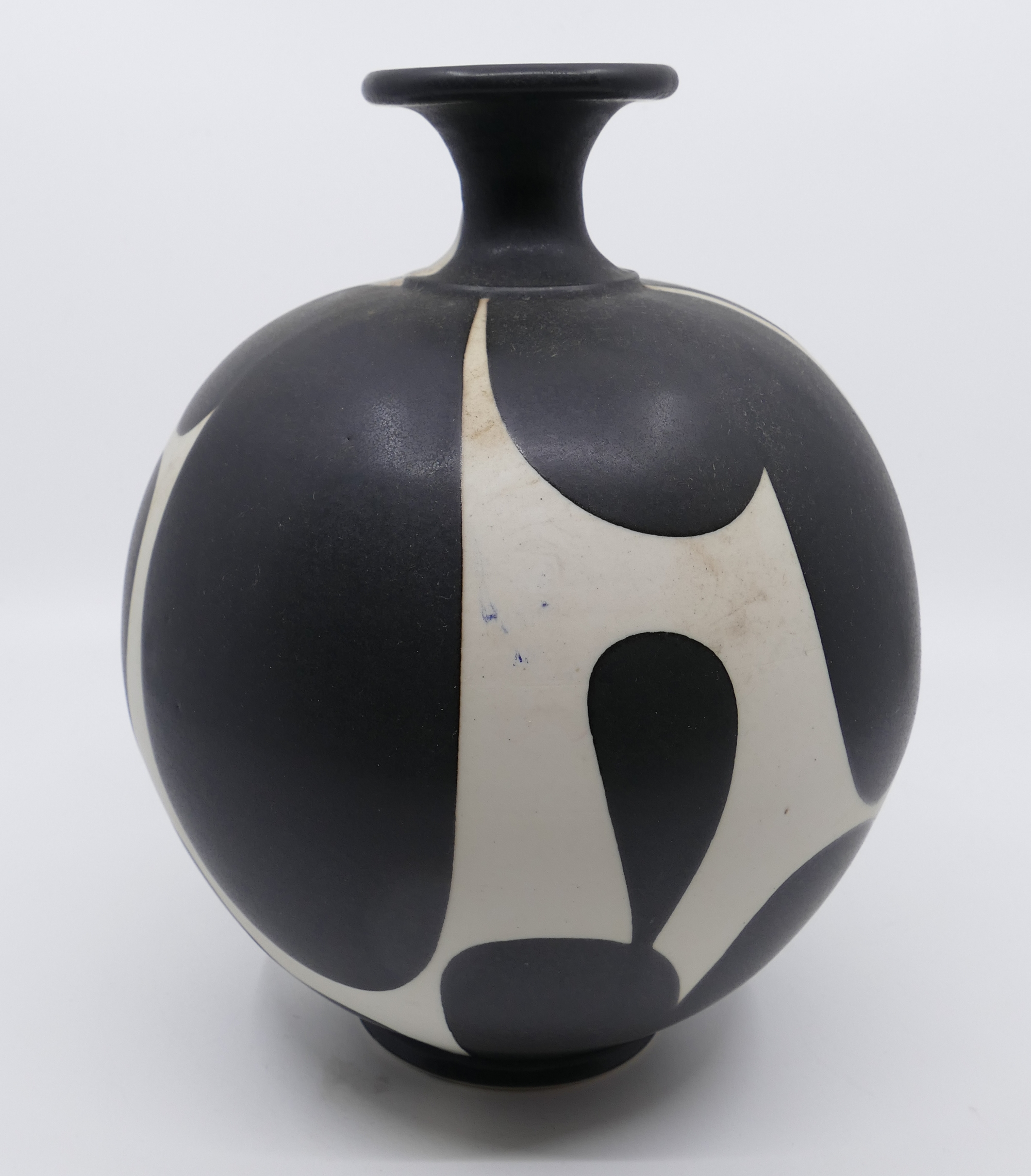 Sam Scott | Sam Scott Black & White Porcelain Bottleneck Vase- 9.5 ...