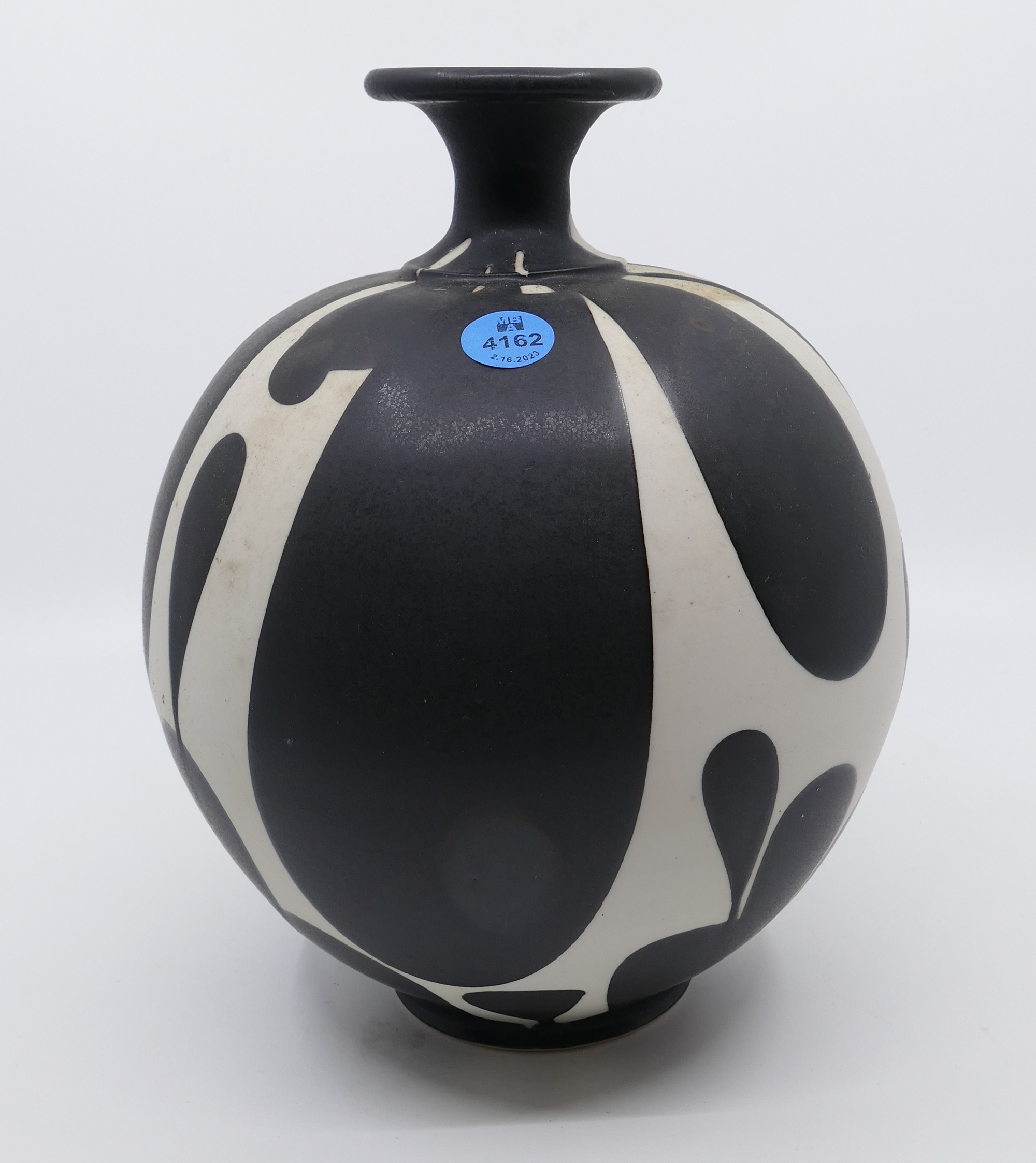 Sam Scott | Sam Scott Black & White Porcelain Bottleneck Vase- 9.5 ...