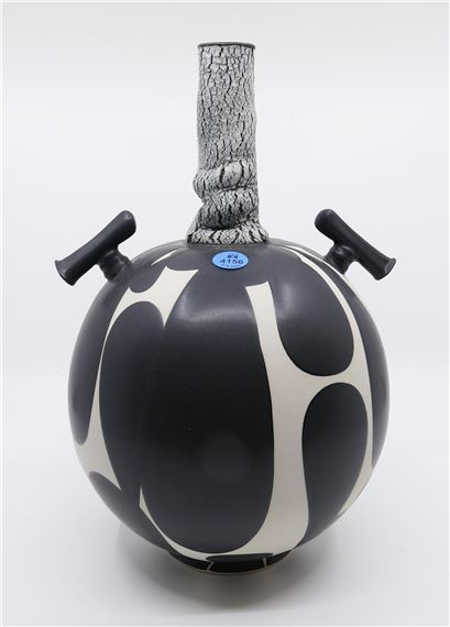 Sam Scott | Sam Scott Black & White Porcelain Vase with Handbuit Neck ...