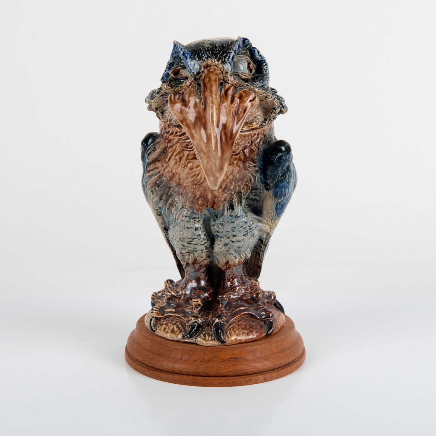 R. W. Martin & Brothers | Grotesque Figural Wally Bird | MutualArt