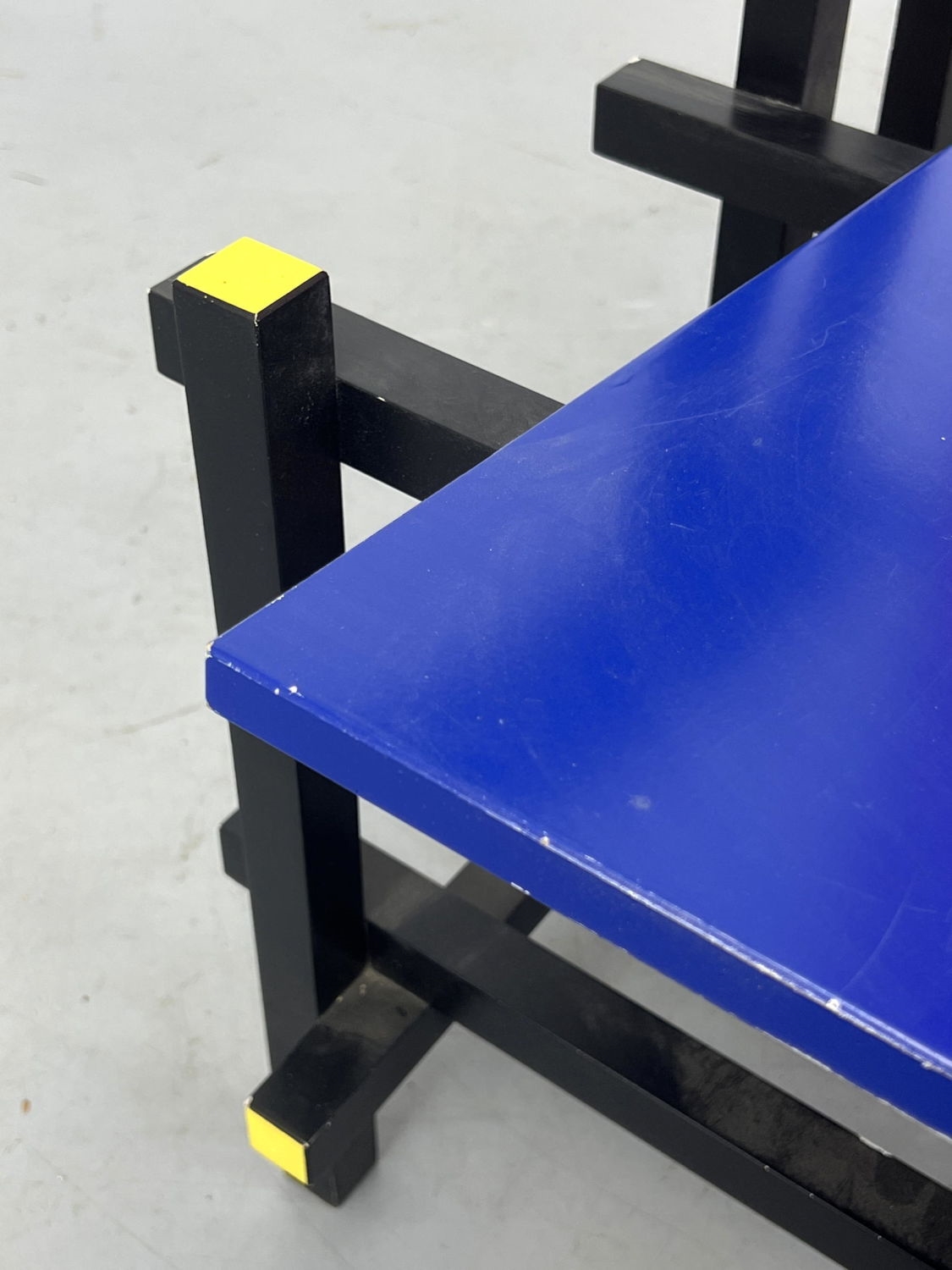 Gerrit Rietveld | Gerrit Rietveld Style Bauhaus Red and Blue Chair ...