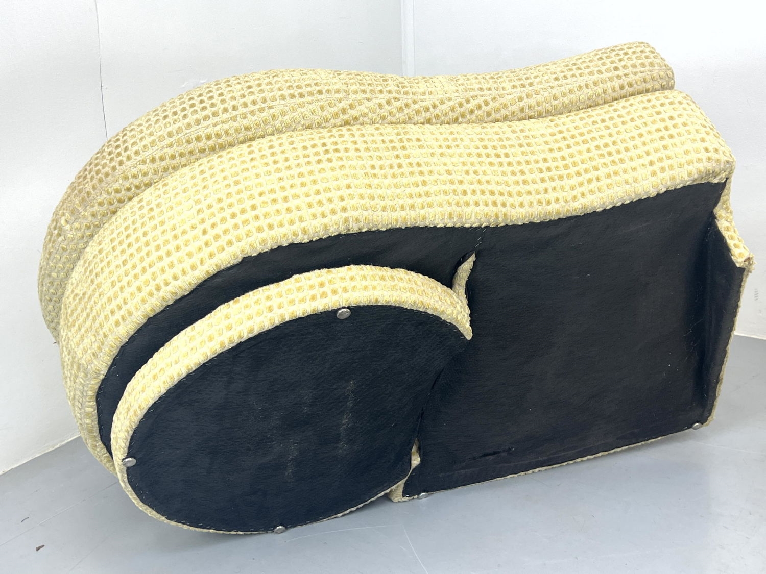 Vladimir Kagan | Vladimir KAGAN Style 3 Section Curved Sofa. Carson's ...