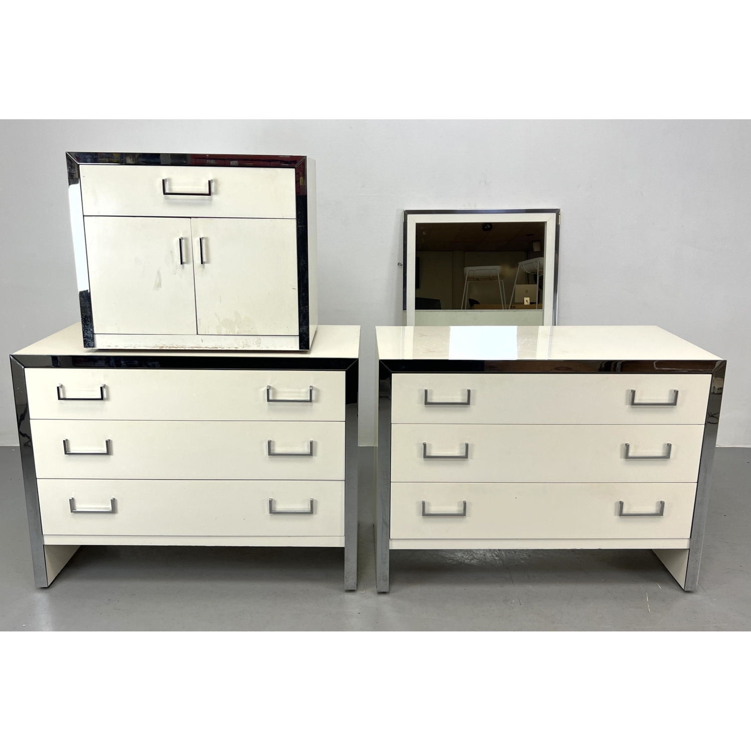 John Stuart | 4pc JOHN STUART White Laminate Chrome Bedroom Set. Pr ...