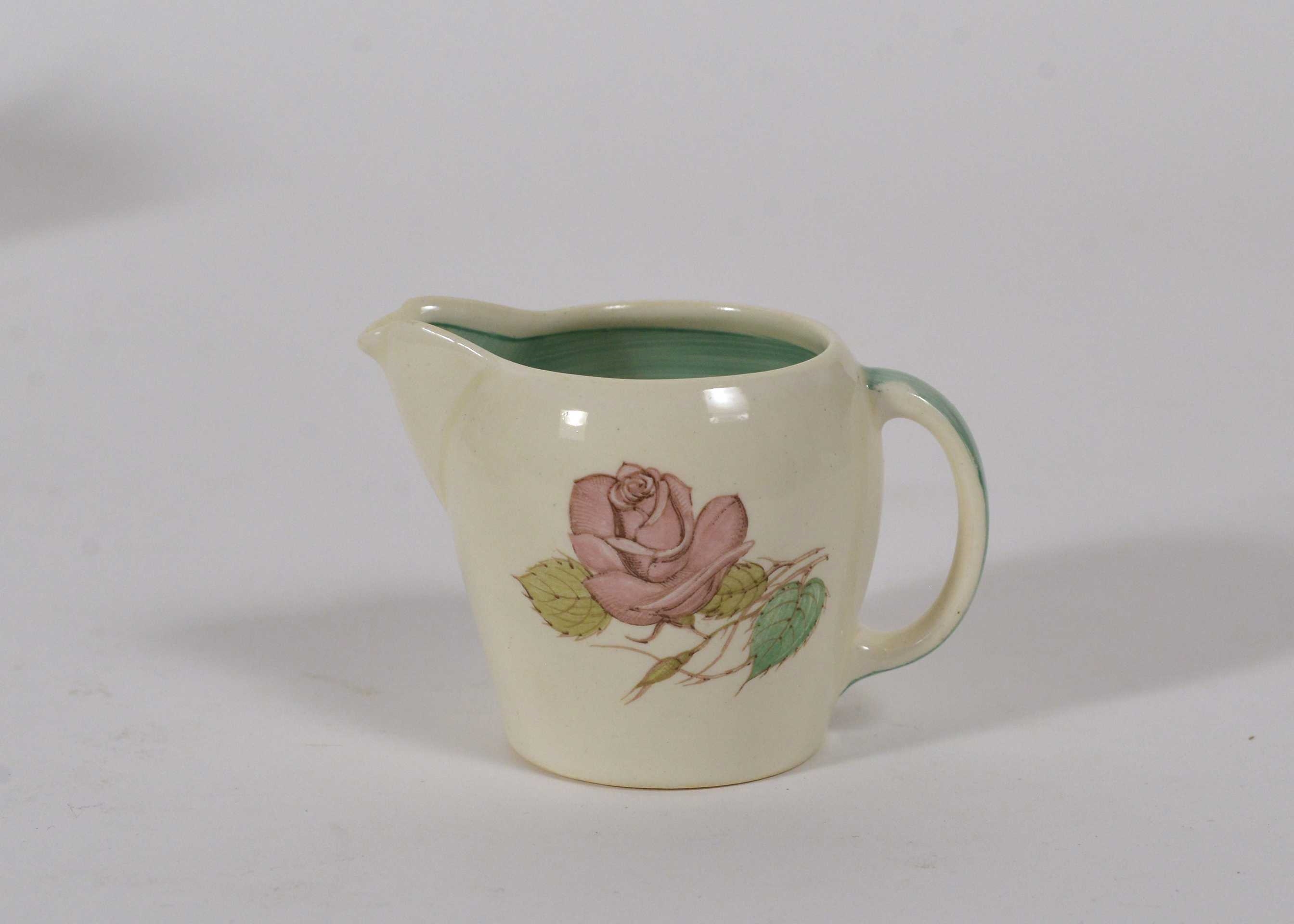 Susie Cooper | Susie Cooper - Lot of vintage porcelain | MutualArt