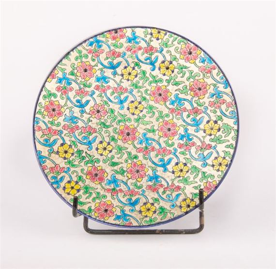 Longwy | LONGWY, Assiette en faïence émaillée polychrome... - Lot 12 ...