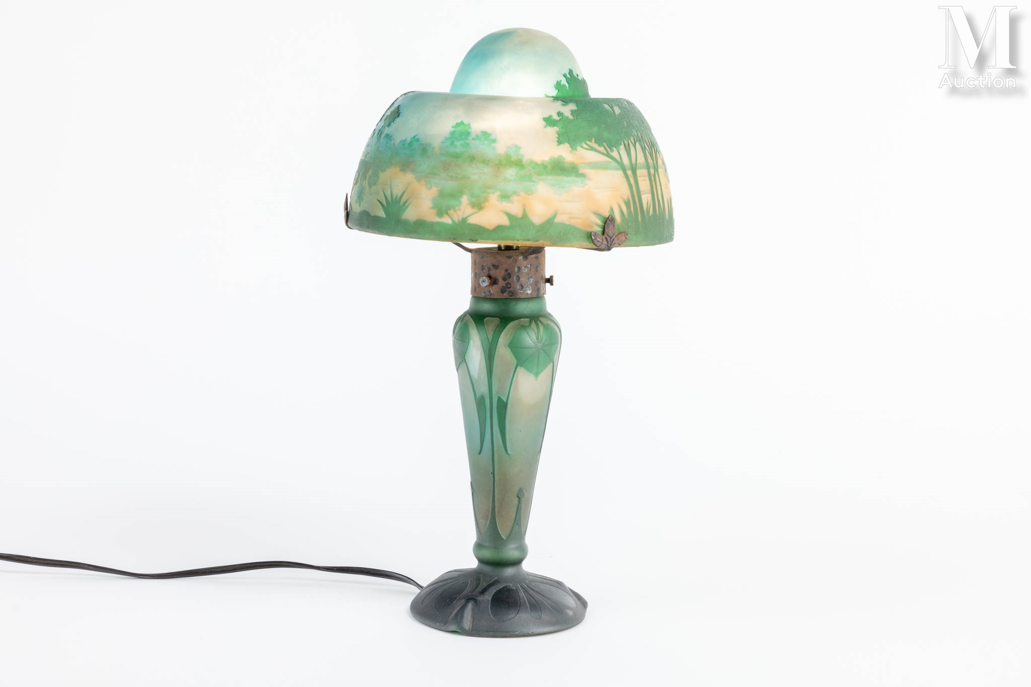 Daum Frères | Paysage lacustre | MutualArt