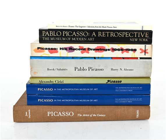 Pablo Picasso | GROUPING OF PABLO PICASSO ART BOOKS | MutualArt