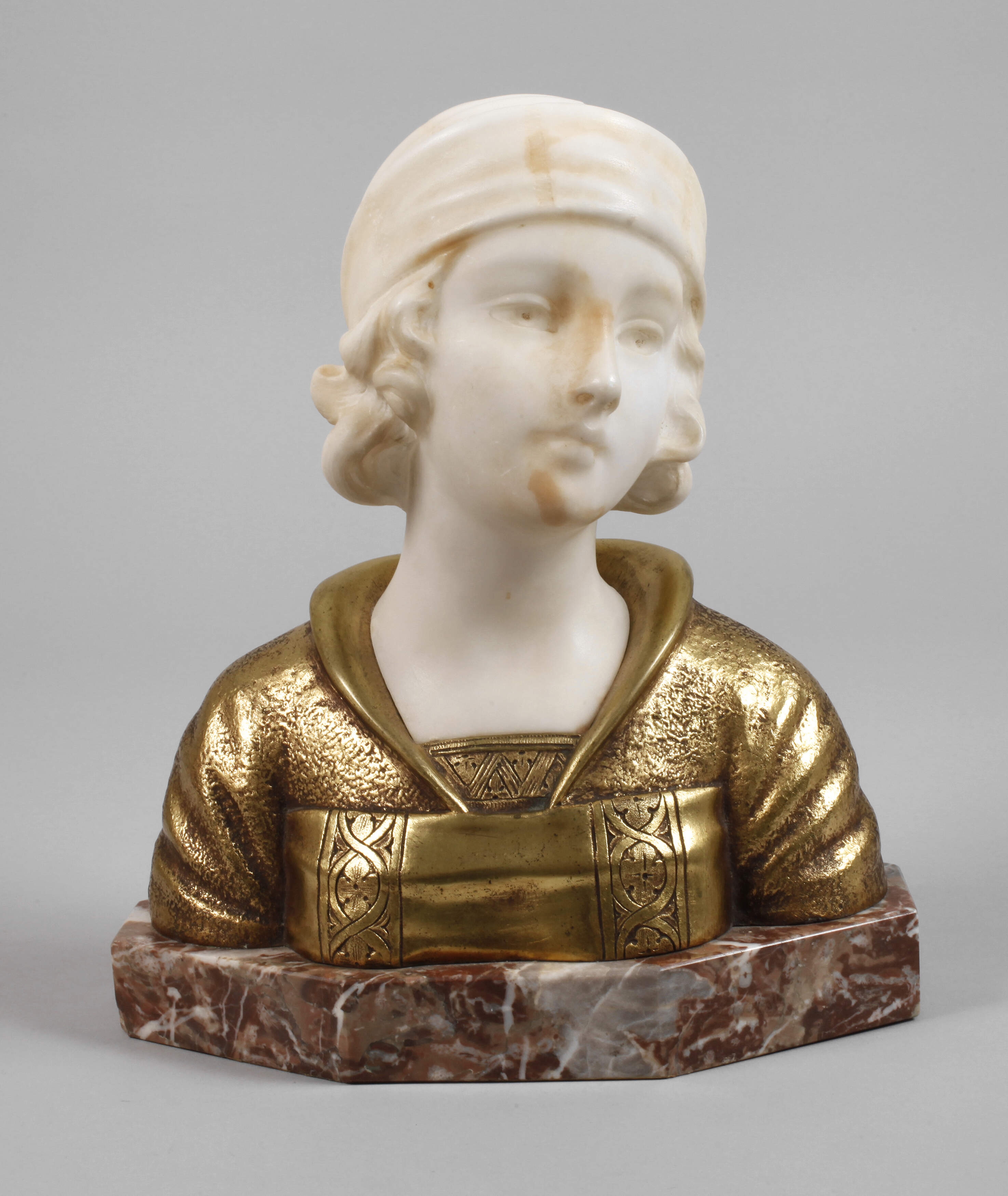 A. Trefoloni | Chryselephantin Italienerin (20) | MutualArt