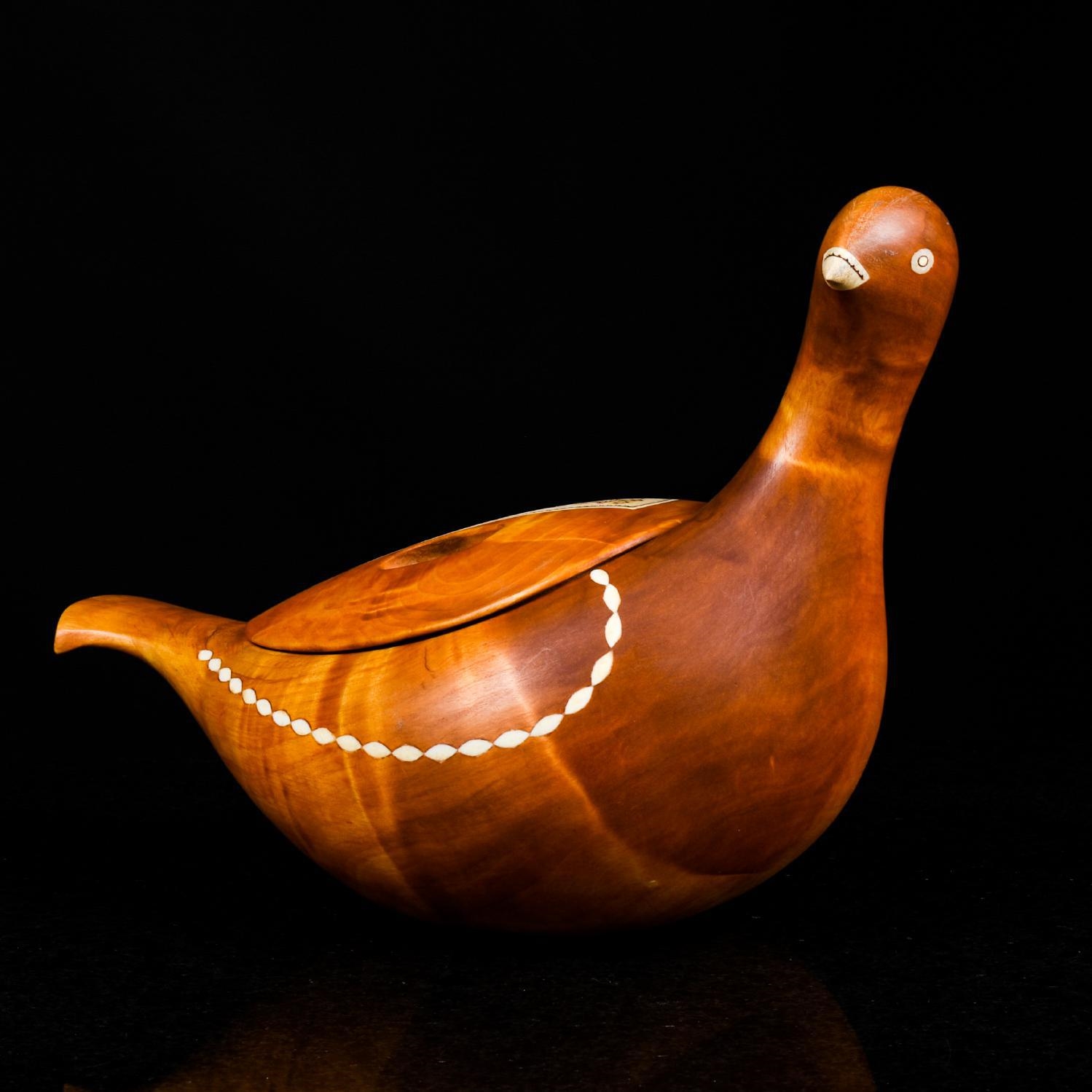 Thore Sunna | Sculpture / Box with lid depicting a grouse on a foot ...