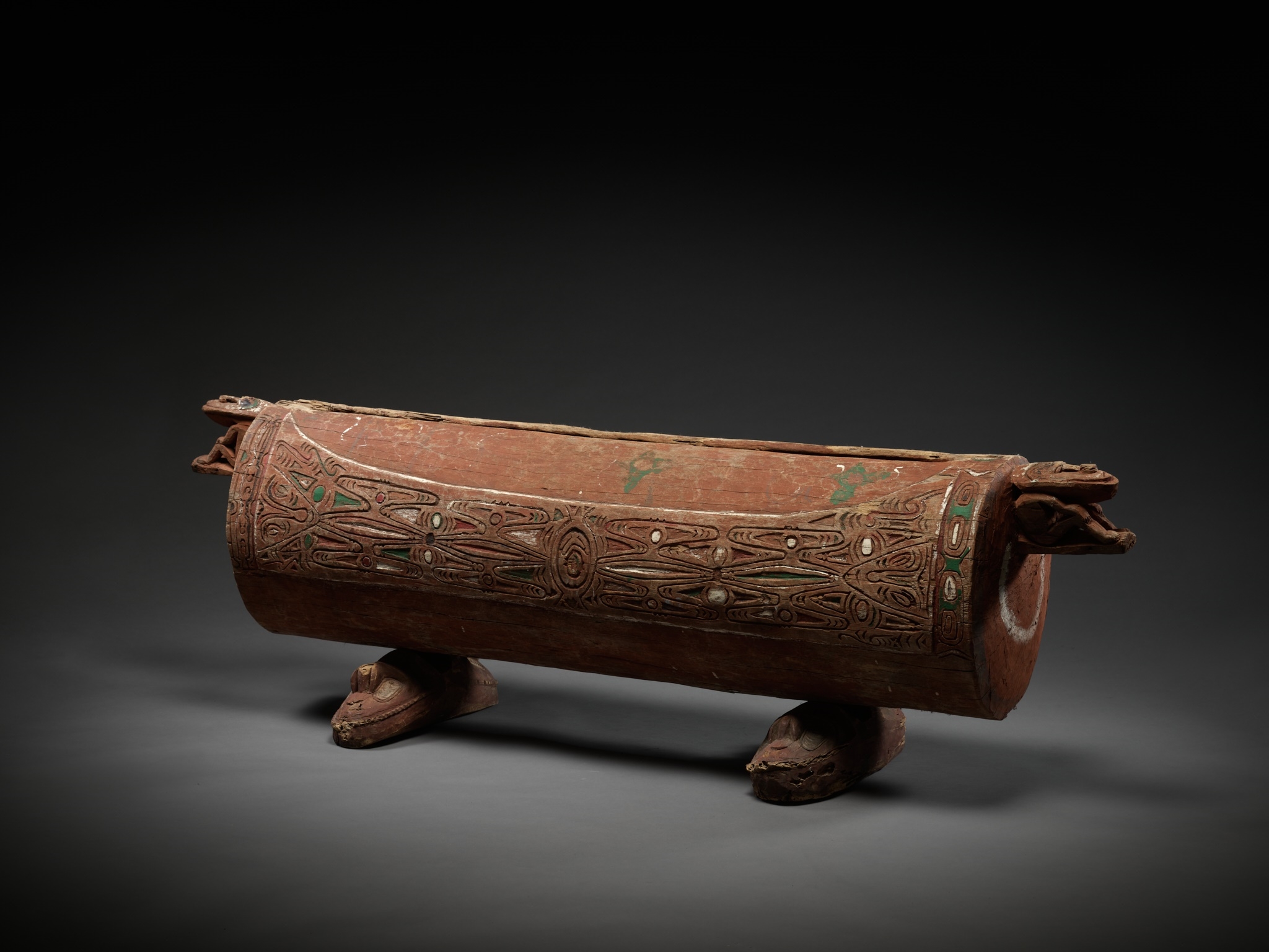 Australian School | A RARE AND MASSIVE CEREMONIAL SLIT DRUM, GARAMUT ...