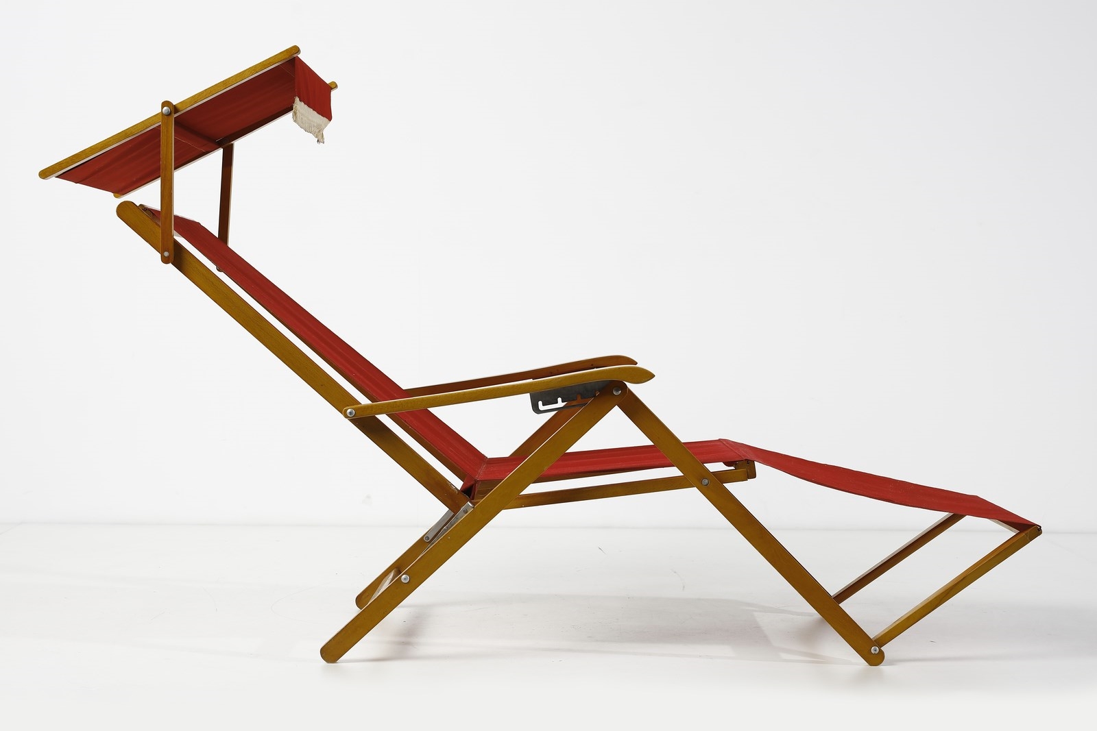 Fratelli Reguitti | Capri deck chair (1960s) | MutualArt