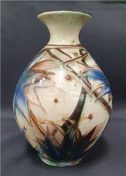 Herman Kähler | A HERMAN A KAHLER POTTERY VASE | MutualArt