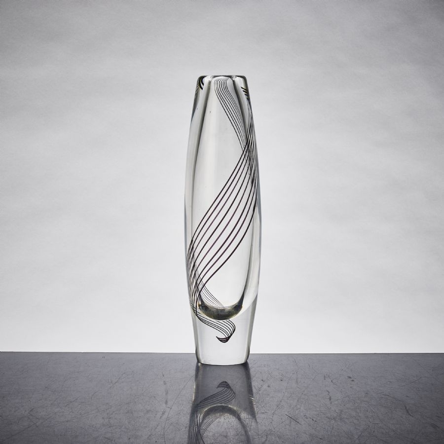 Vicke Lindstrand | Kosta | MutualArt