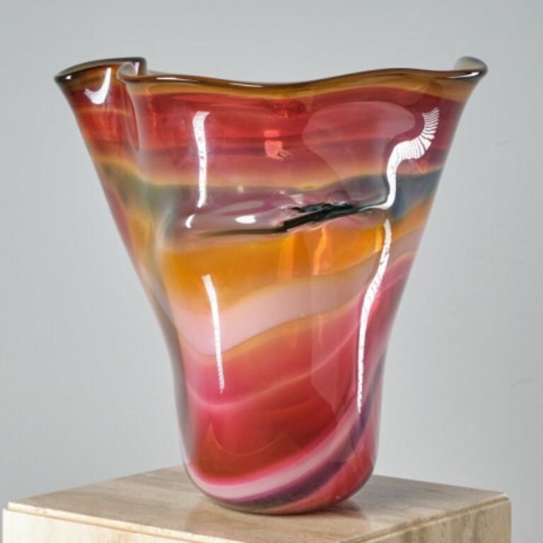 David New-small | DAVID NEW-SMALL ART GLASS (1989) | MutualArt