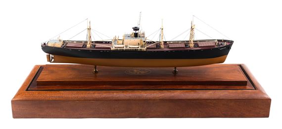 Alan Raven | EXHIBITION STANDARD MODEL OF THE AMERICAN LIBERTY SHIP ...