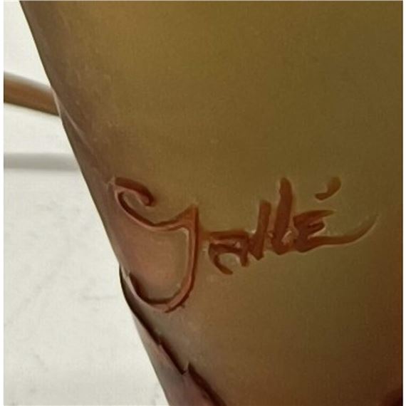 Emile Gallé | HOP LAMP | MutualArt