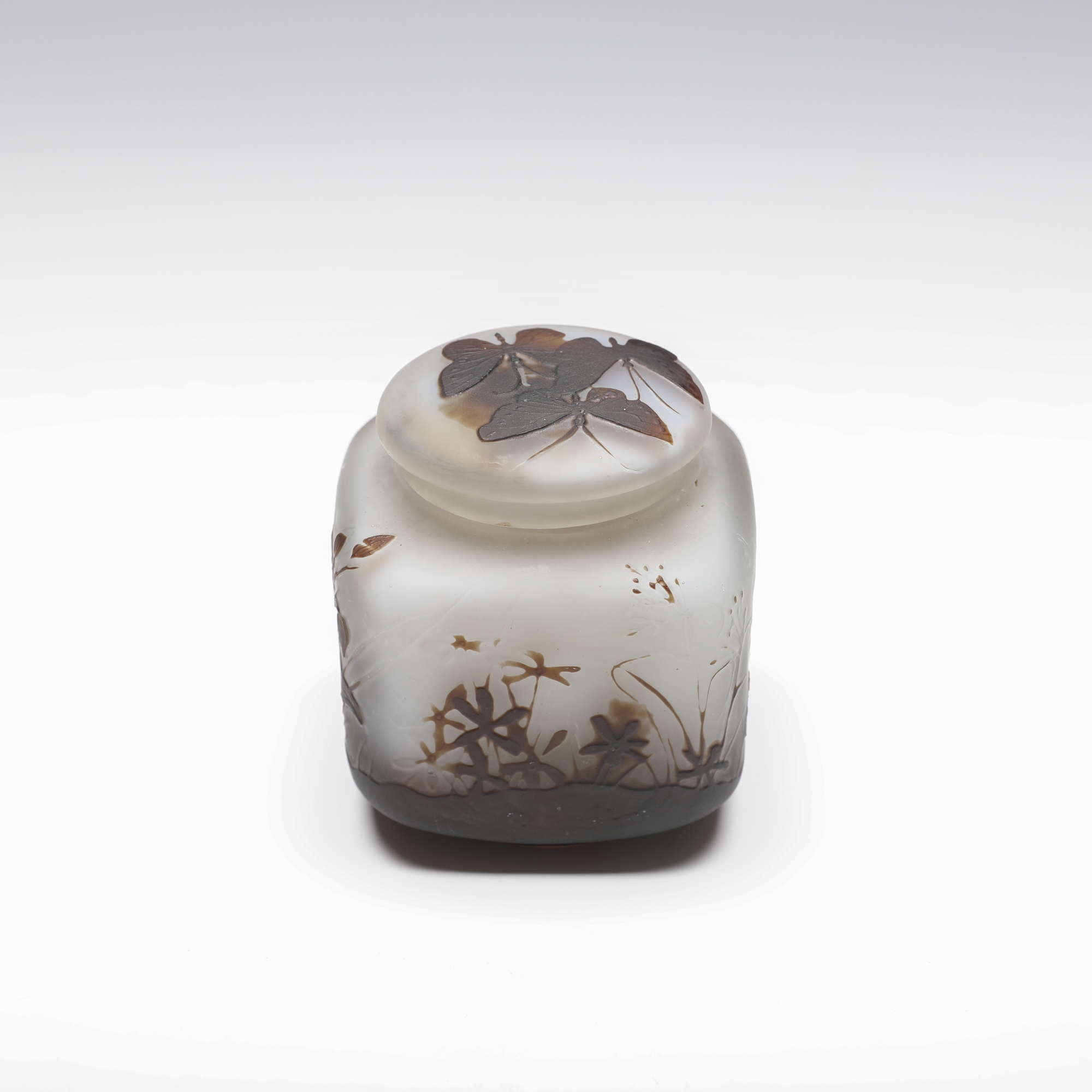 Emile Gallé | BUTTERFLIES AND FLOWERS BOX WITH LID (1904 - 1931 ...