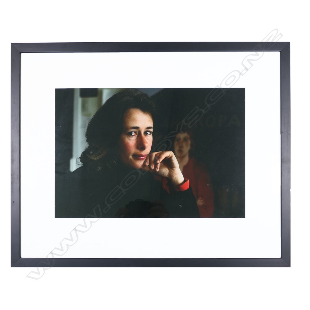 MutualArt.com - The Web's Largest Art Information Service.