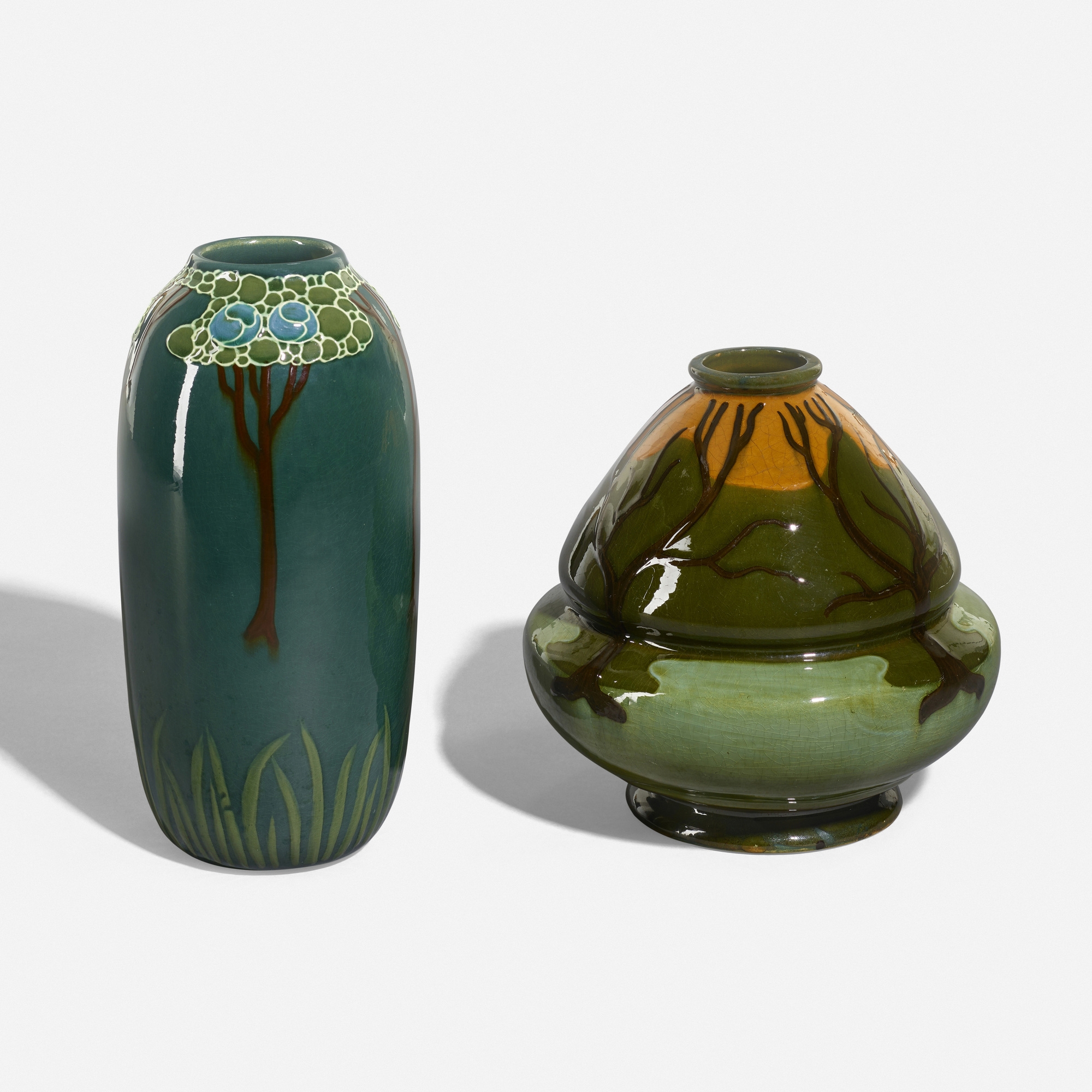 Frederick Hurten Rhead | Vases, set of two (1903 - 1904) | MutualArt