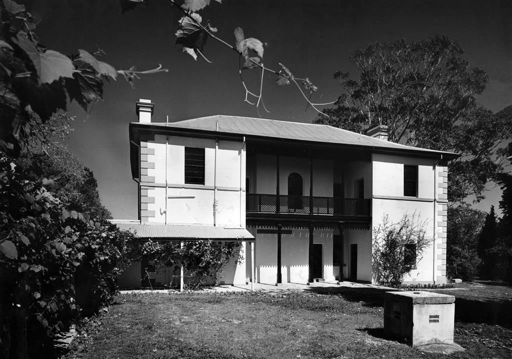 Max Dupain | Glenlee House at Menangle Park (1980) | MutualArt