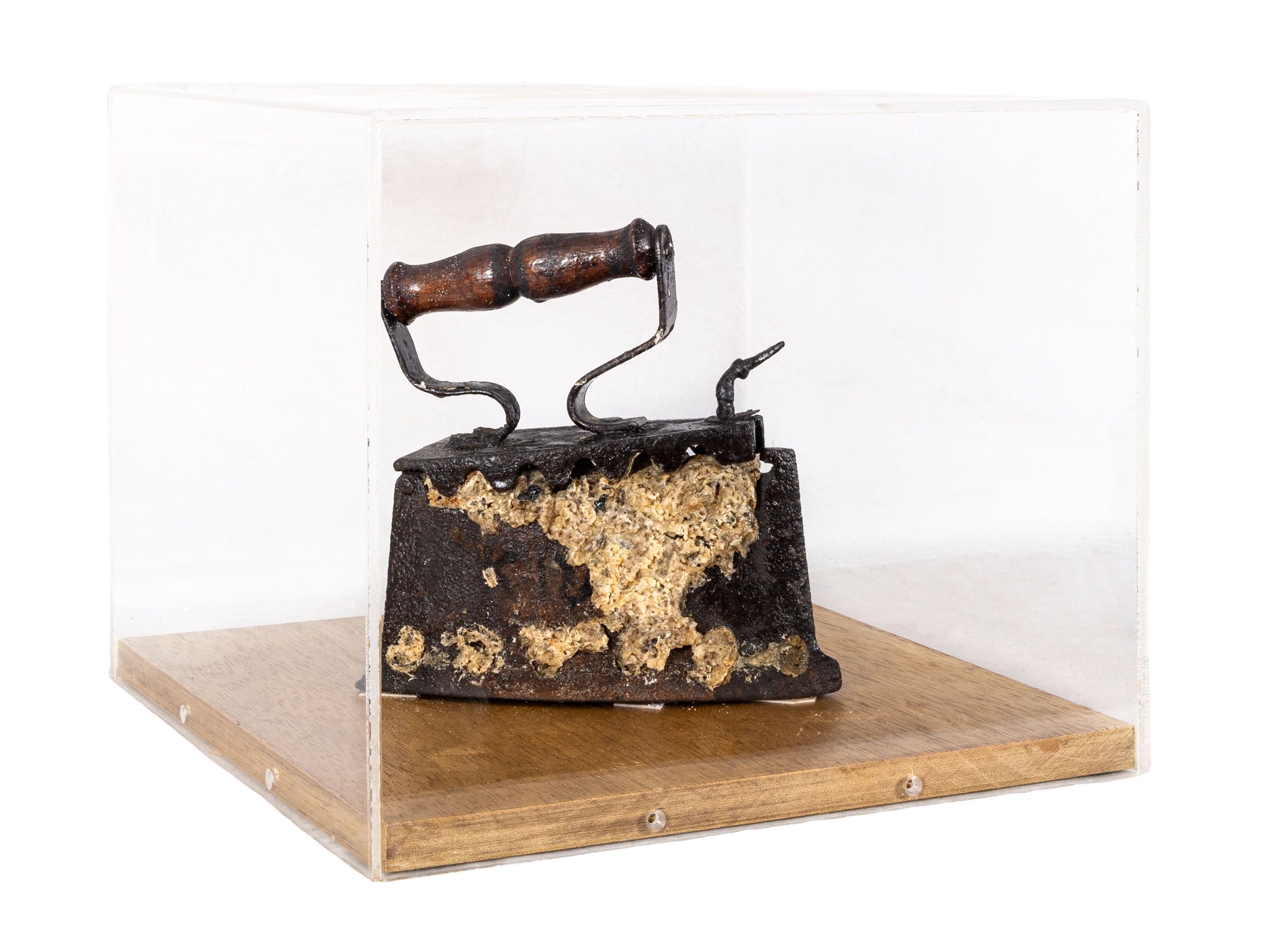 Daniel Spoerri | Ferro da stiro cotto (1970 - 1972) | MutualArt