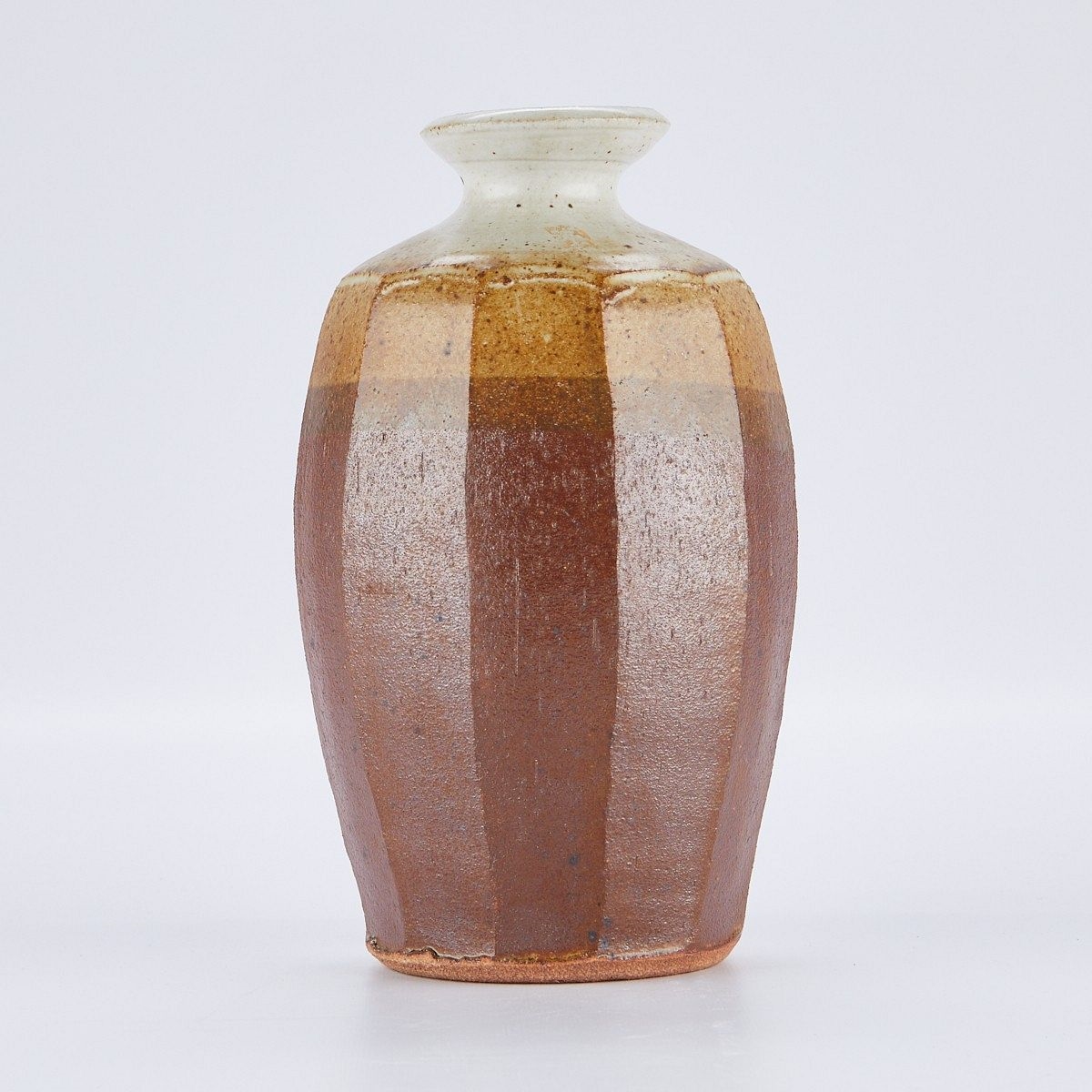 Warren MacKenzie | Studio pottery ceramic vase | MutualArt