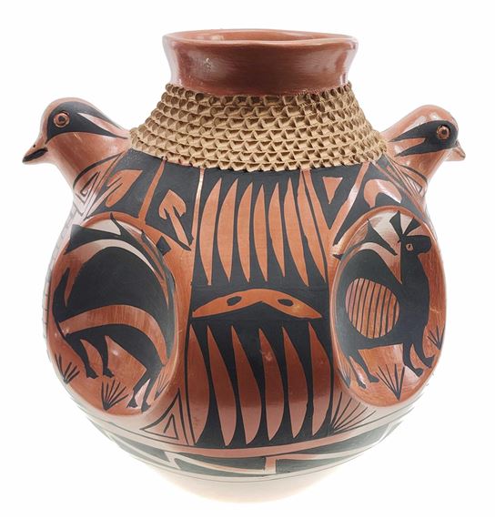 Mata Ortiz | Jose Gonzalez Signed Mata Ortiz Pottery | MutualArt