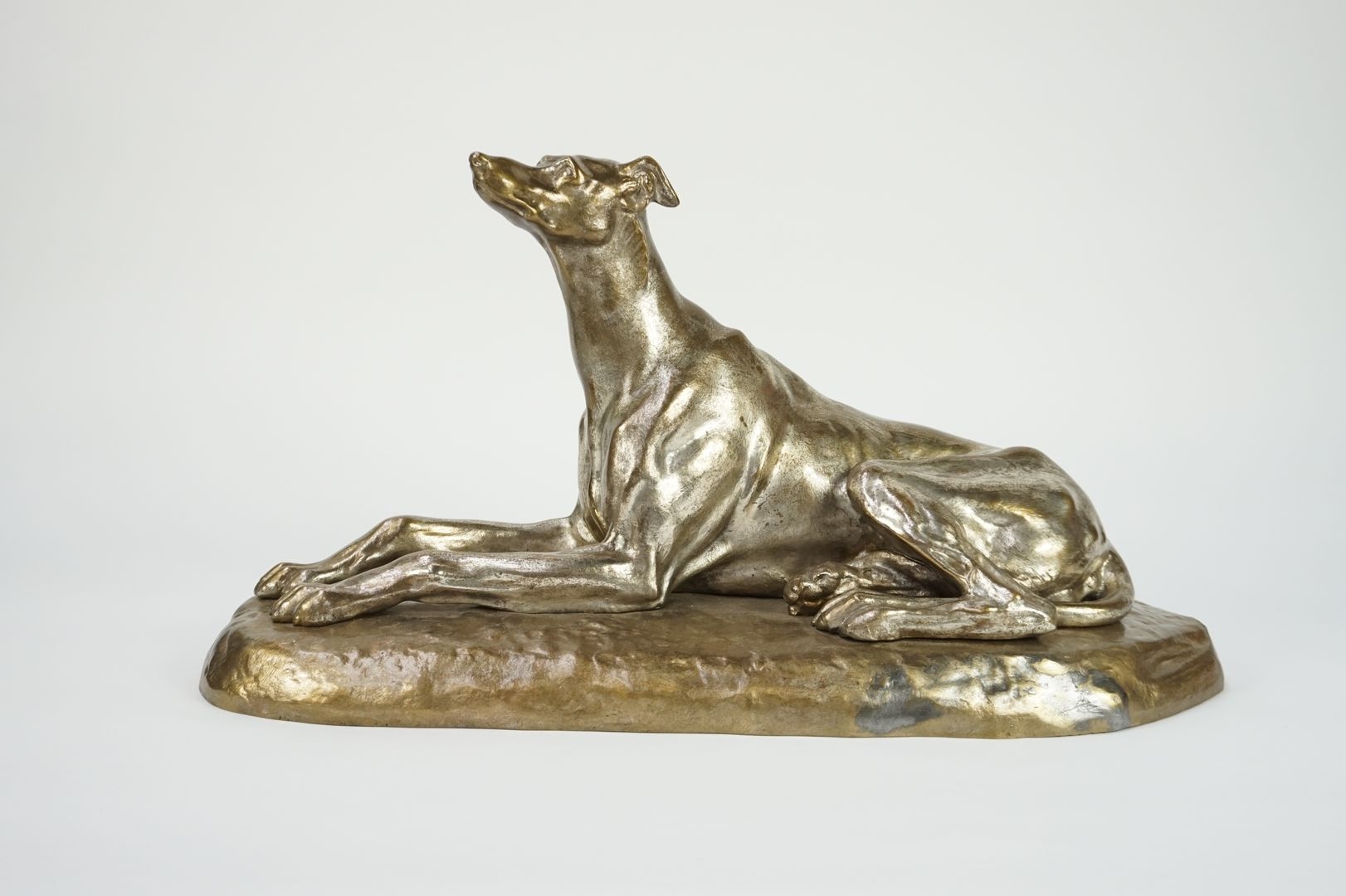 Suzanne Bizard | Lévrier couché | MutualArt