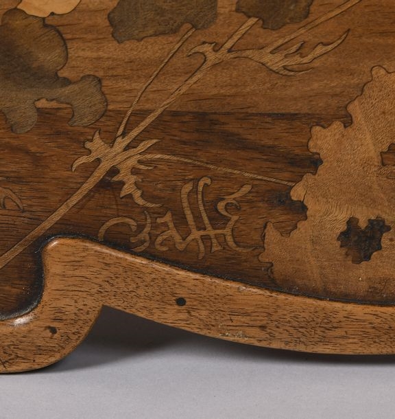 Emile Gallé | Umbelliferae pedestal table | MutualArt