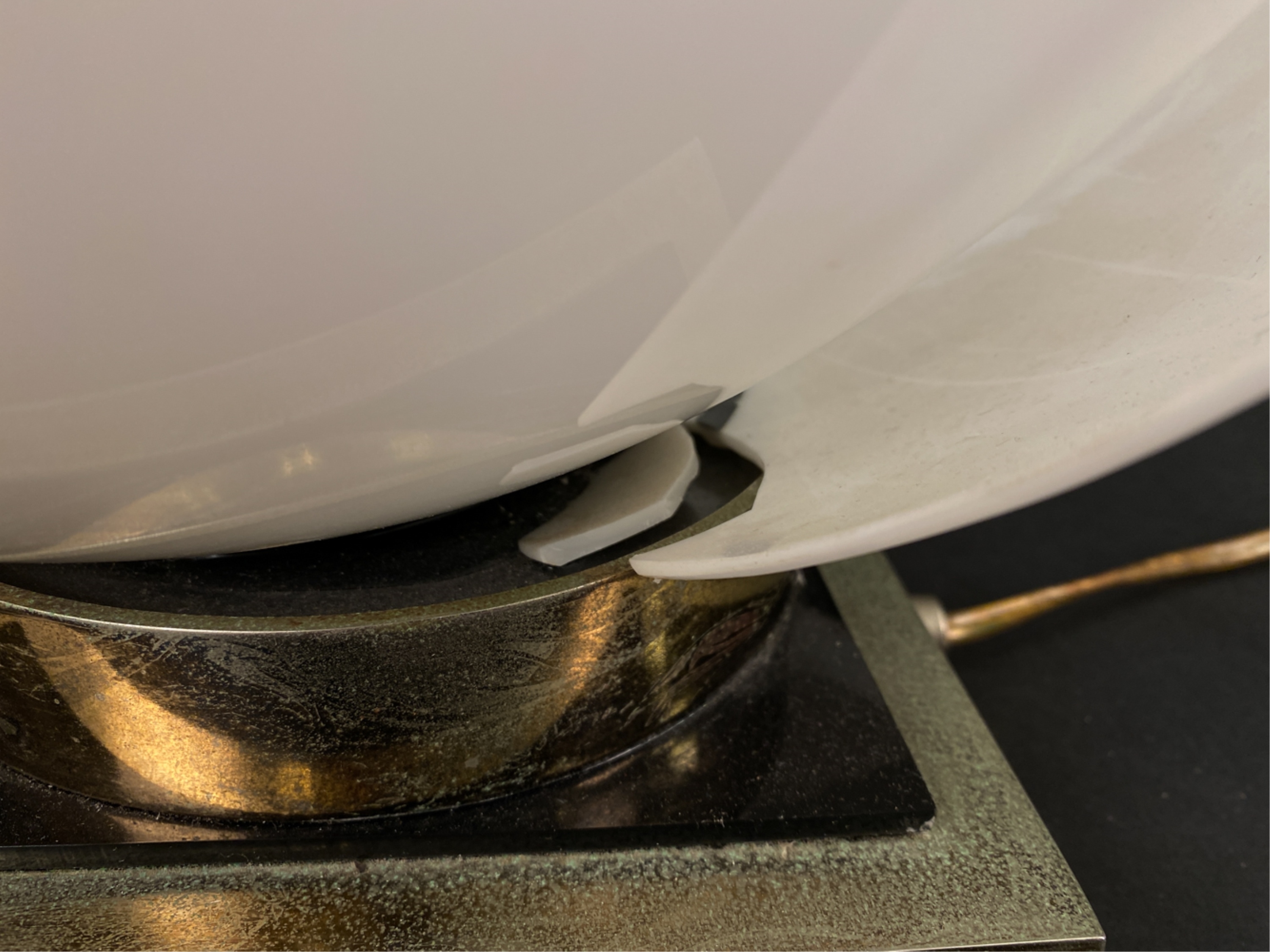 Roger Rougier | FLORIFORM TULIP TABLE LAMP (1970) | MutualArt