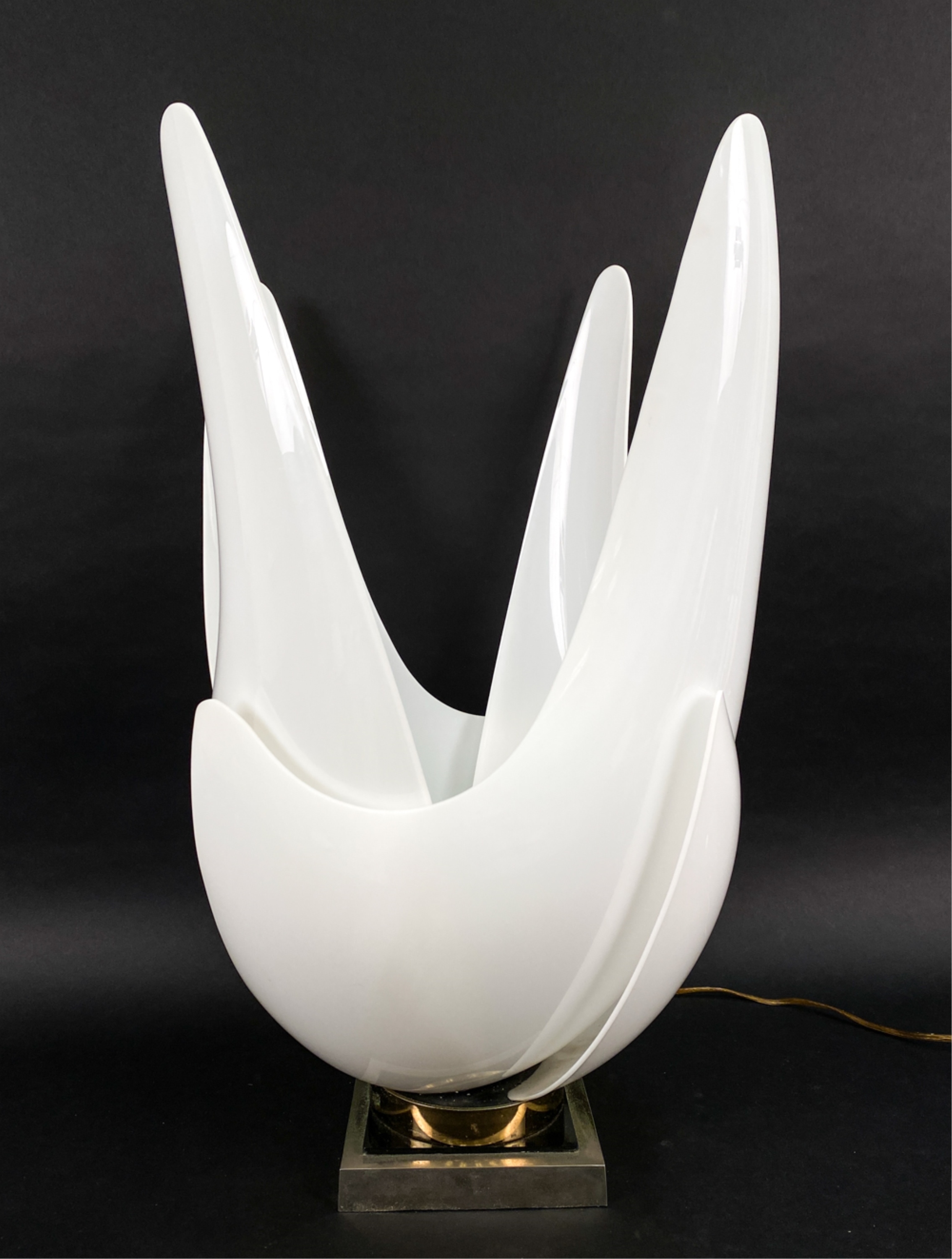 Roger Rougier | FLORIFORM TULIP TABLE LAMP (1970) | MutualArt