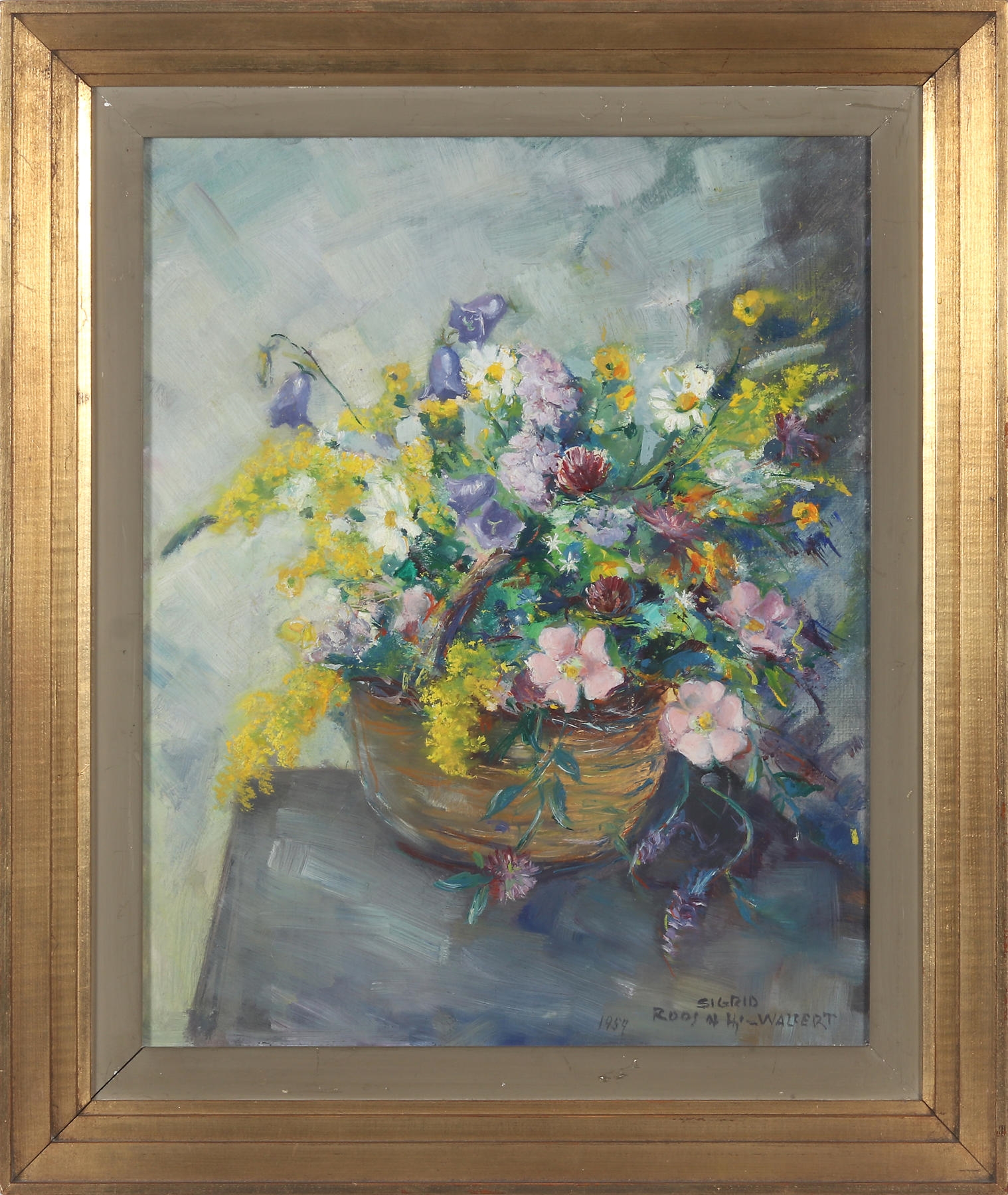 Hjelmsäter Wallert | Stilleben med blommor i kruka. | MutualArt