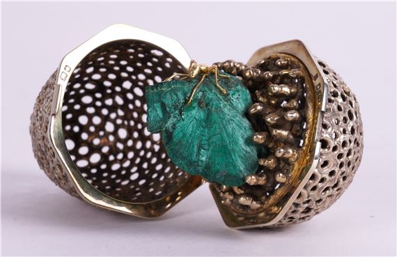 Stuart Devlin | A STUART DEVLIN SILVER GILT AND MALACHITE EGG (1970 ...