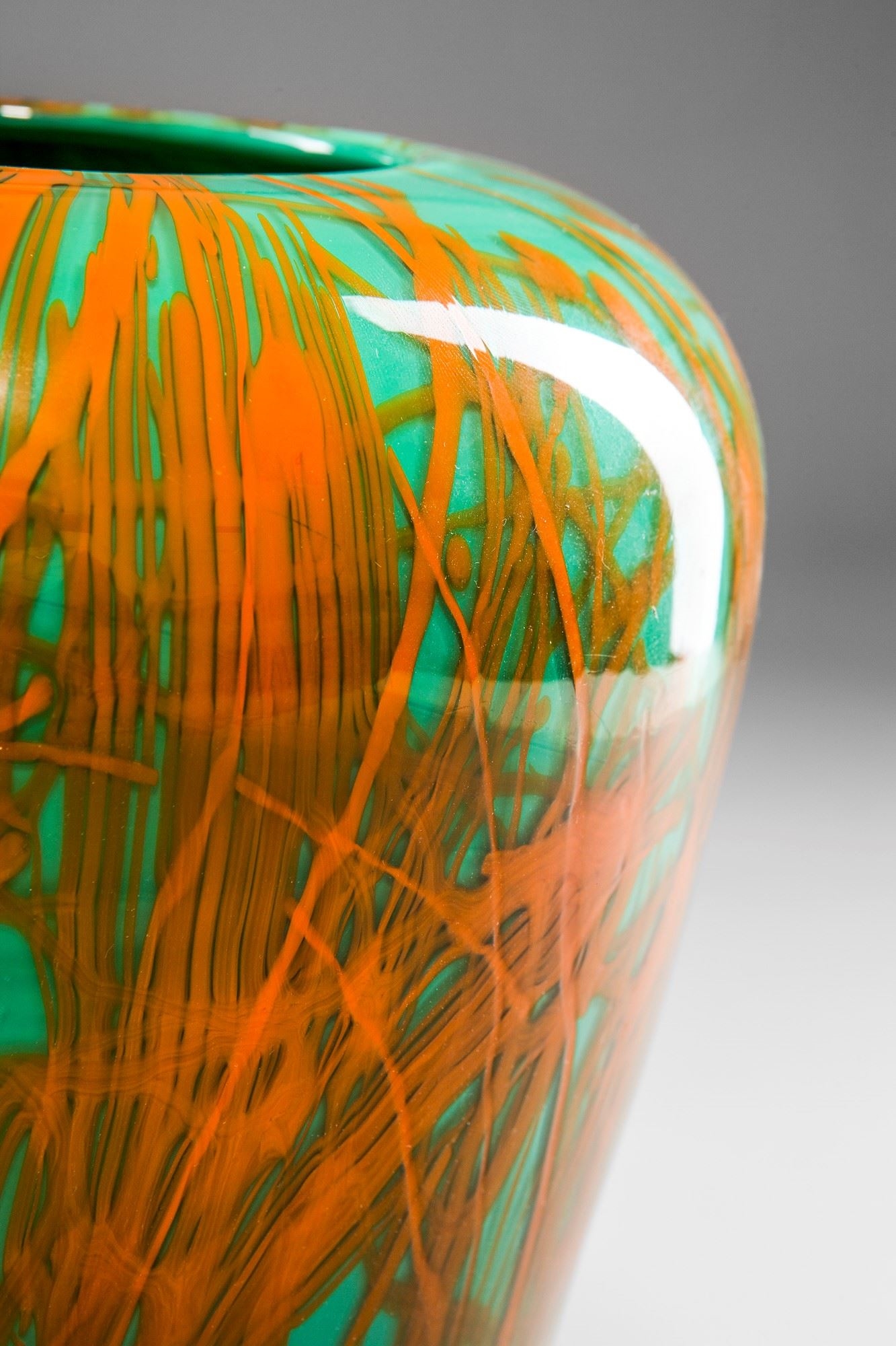 Toots Zynsky | Vaso della serie Folto (1984) | MutualArt