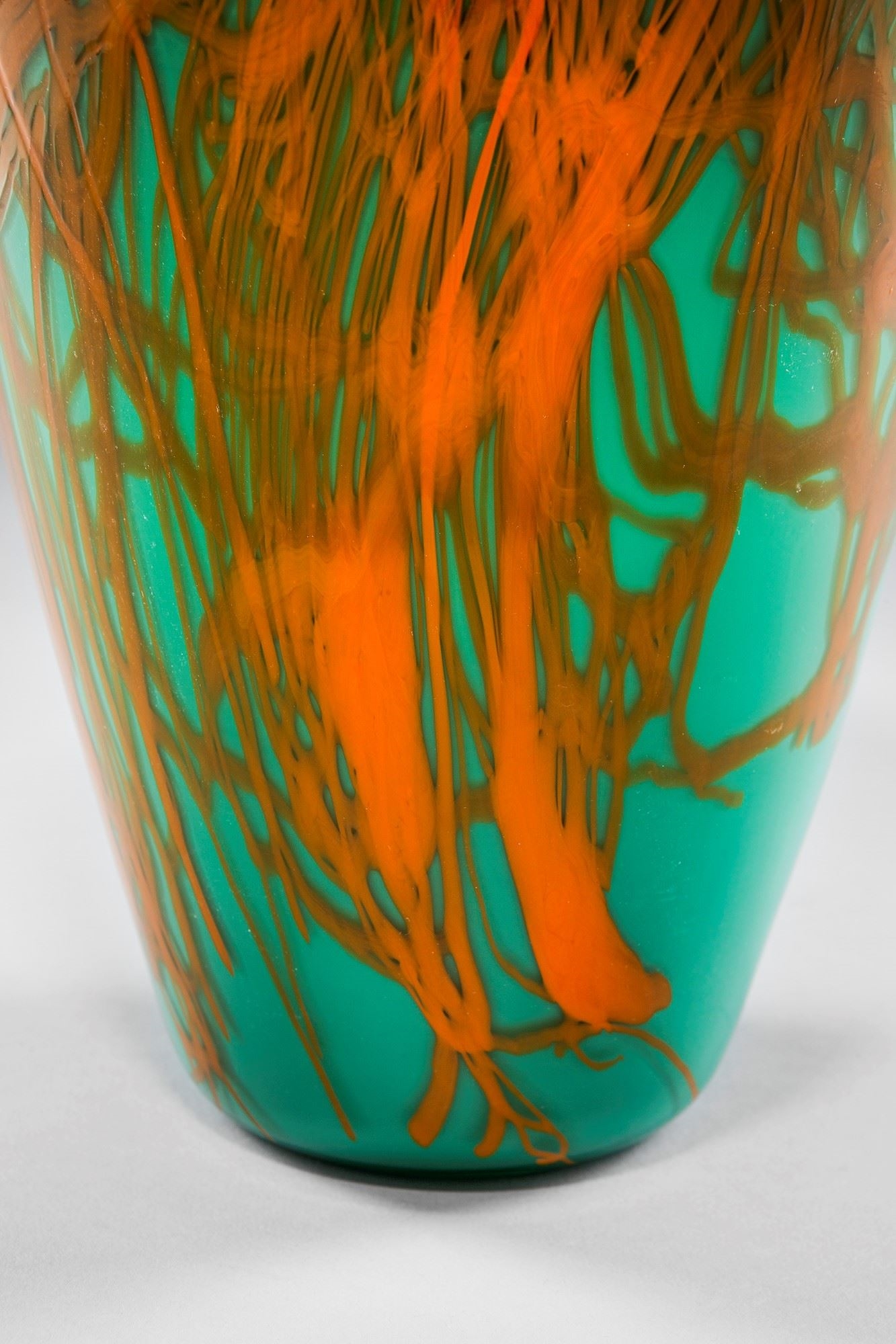 Toots Zynsky | Vaso della serie Folto (1984) | MutualArt