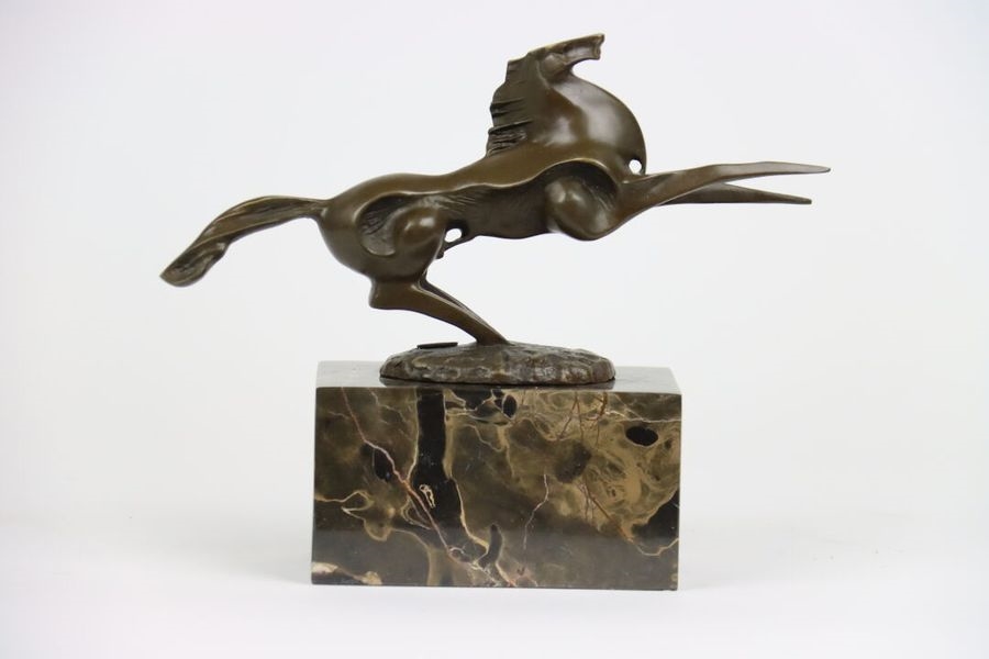 Milo Martin | Stylized horse | MutualArt