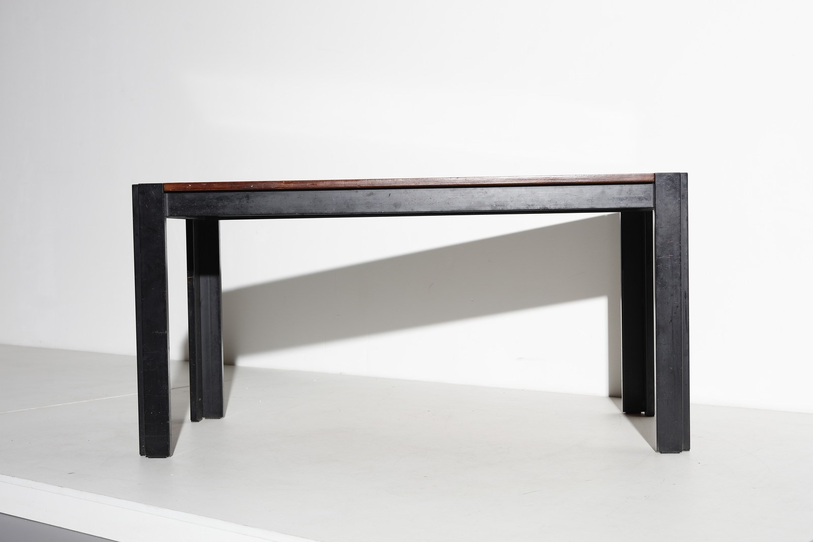 Manfredo Massironi | Table for Nikol | MutualArt