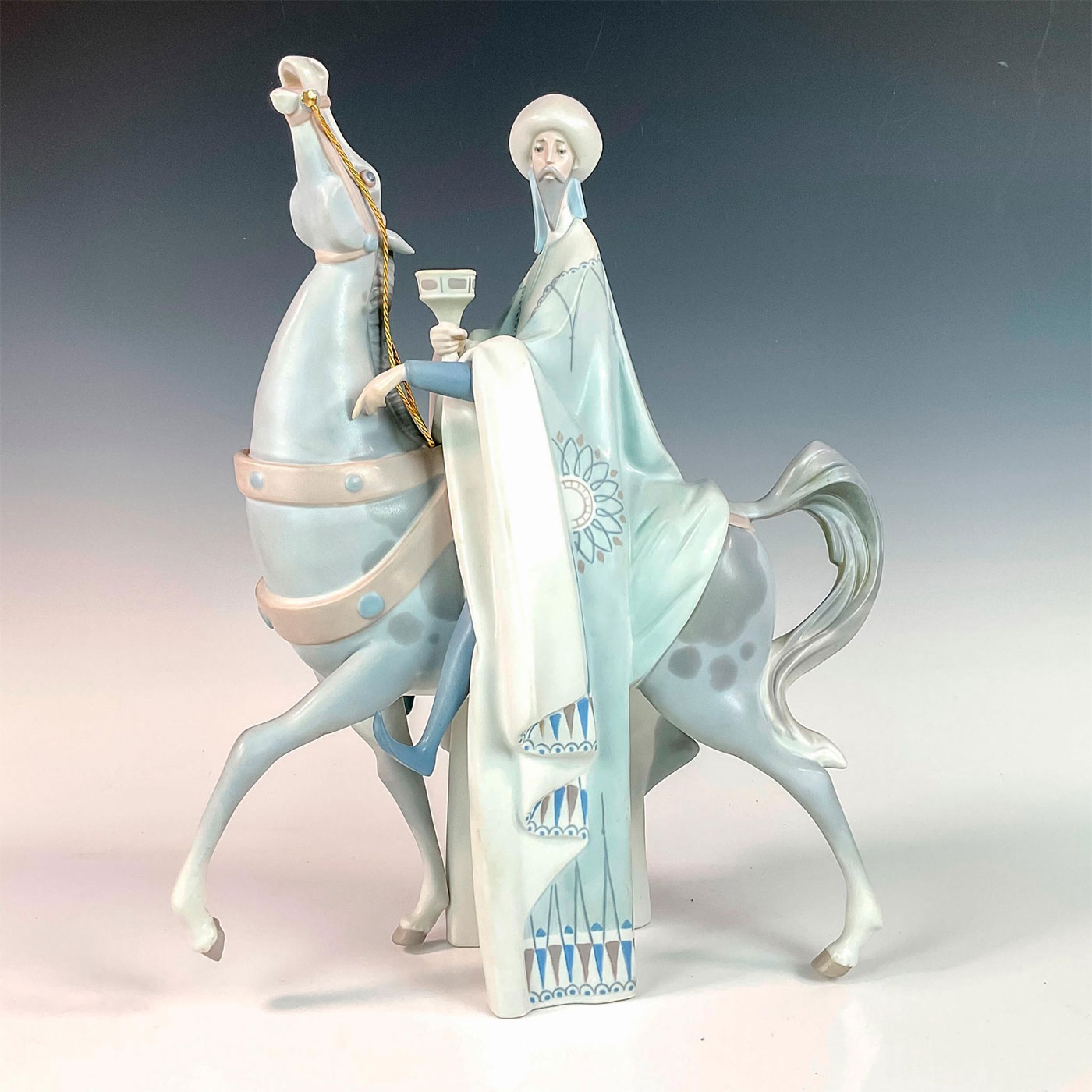 Fulgencio Garcia | King Gaspar 1011018 - Lladro Porcelain Figurine ...