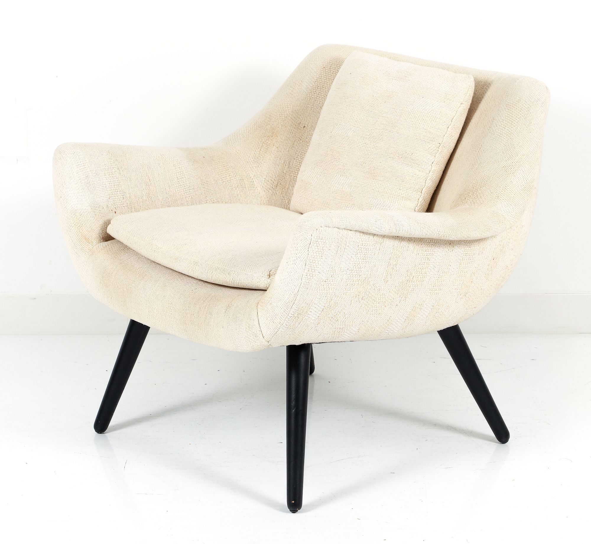 Lawrence Peabody | Pair of Lawrence Peabody for Selig Lounge Chairs MCM ...